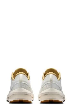 On Cloud Zm Athletic Sneakers - Ivory/putty