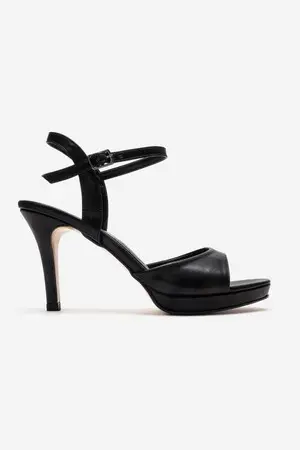 PROLOGUE SHOES Poise Stiletto Sandal - Black