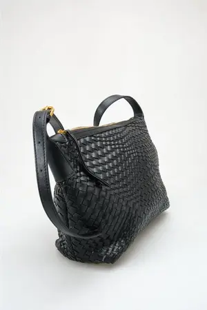 PROLOGUE SHOES Kira Woven Shoulder Bag - Black