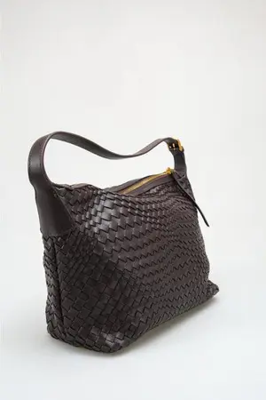 PROLOGUE SHOES Kira Woven Shoulder Bag - Brown