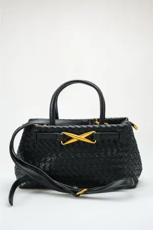 PROLOGUE SHOES Woven Top Handle Bag - Black
