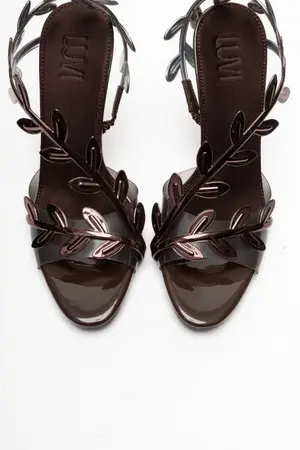 PROLOGUE SHOES Carvelli Stiletto Pump - Brown