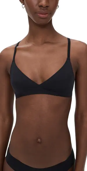 Wireless bralette with removable cups