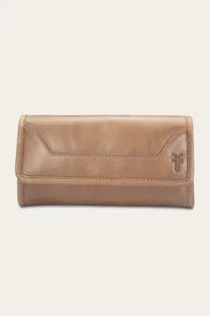 THE FRYE COMPANY Melissa Wallet - Beige