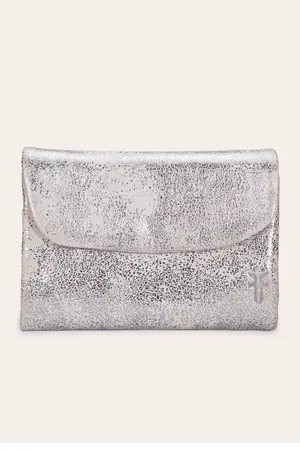 THE FRYE COMPANY Nora Knotted Small Wallet - Metallic