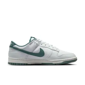 Nike Dunk Low Retro Sneakers - Grey
