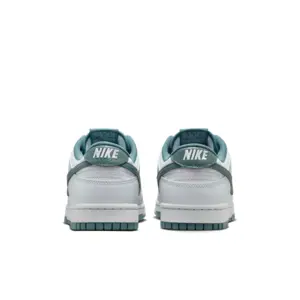 Nike Dunk Low Retro Sneakers - Grey