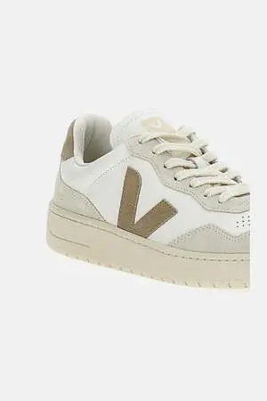VEJA V-90 Sneakers