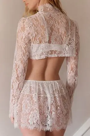 KILO BRAVA Lace Cropped Jacket