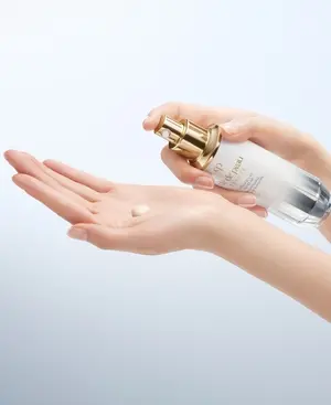 CLE DE PEAU BEAUTE Brightening Serum Supreme Refill
