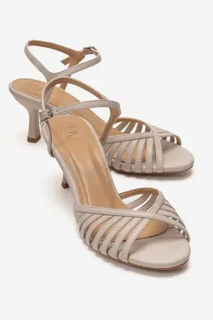 PROLOGUE SHOES Danica Stiletto Sandal - Ecru