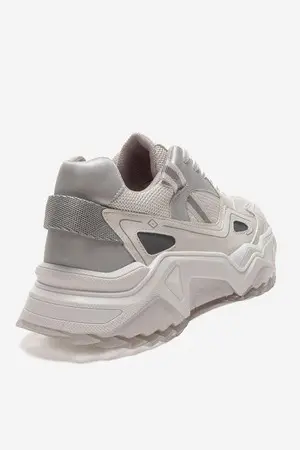 PROLOGUE SHOES Pleur Fashion Sneaker - White