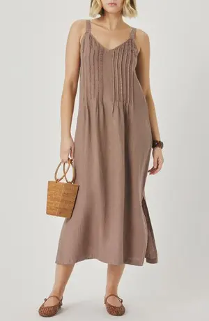 Splendid Slit Day Dresses