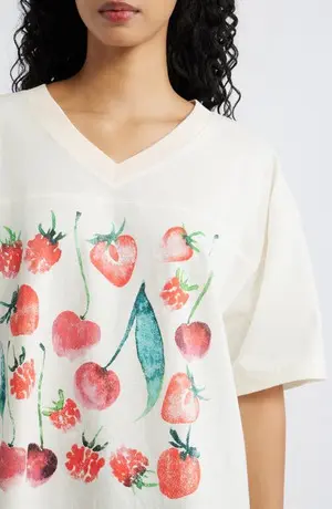 GOLDEN HOUR Cherries & Berries Graphic Cotton T-shirt