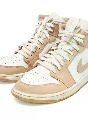 Nike Air Jordan Sneakers - Neutrals