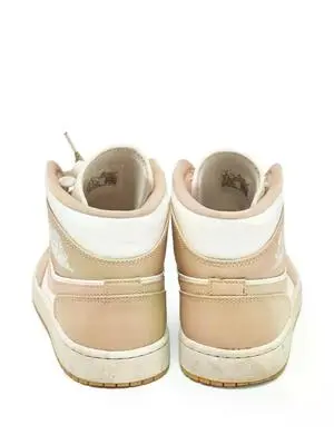 Nike Air Jordan Sneakers - Neutrals