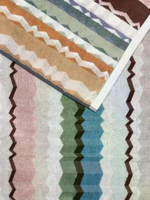 Missoni Zigzag-pattern Towel