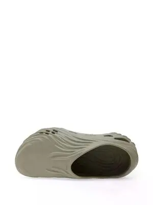 CROCS Echo Wave Cut-out Clogs
