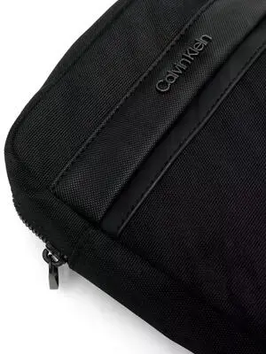 Calvin Klein Logo-plaque Shoulder Bag