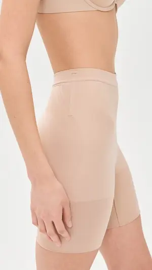 Spanx Sculpt Gofigure Mid Thigh Shorts - Chai