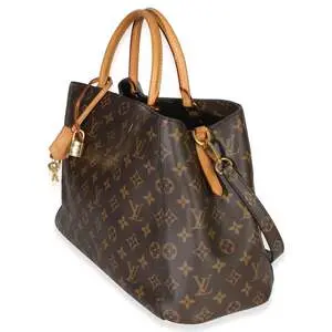 LOUIS VUITTON Monogram Canvas Montaigne Gm