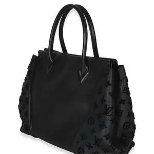 LOUIS VUITTON Monogram Tufted Veau Cachemire W Tote Pm
