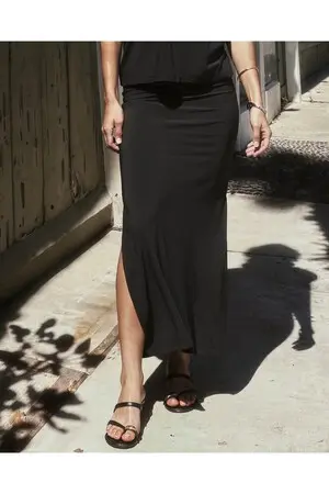 Splendid Sunsoft Upf 50+ Midi Skirt - Black
