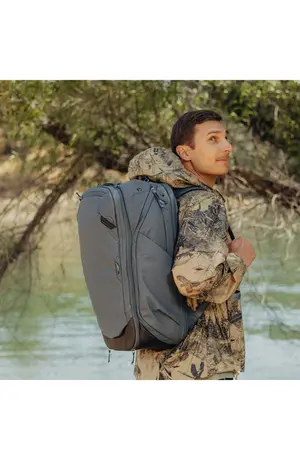 PEAK DESIGN Travel Backpack - Ocean - Medium