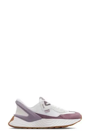 KIZIK Monaco Hands-free Sneaker - White/toadstool