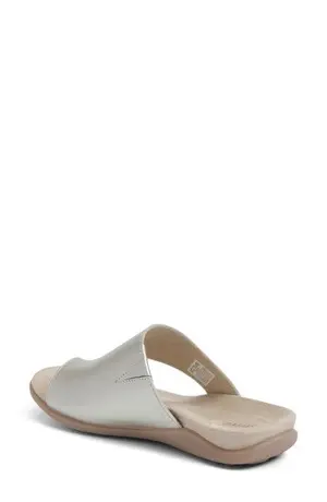 STRIVE Toe Loop Sandal - Gold