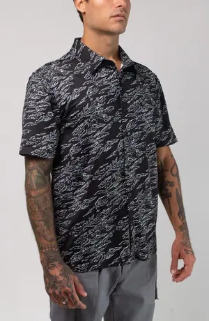 VAST Aqua Terra Midnight Camo Tech Short Sleeve Performance Button-up Shirt - Black