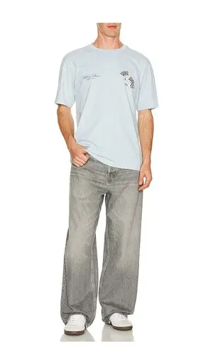 Filling Pieces Broken Plate T-shirt In Baby Blue - Skyway