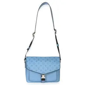 LOUIS VUITTON Denim Taigarama Messengerama - Blue