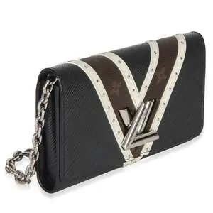 LOUIS VUITTON Twist Wallet On Chain