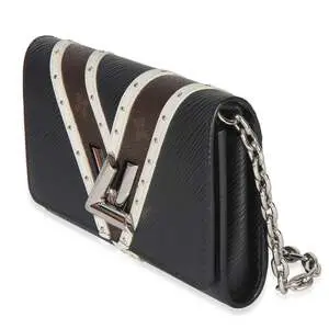 LOUIS VUITTON Twist Wallet On Chain