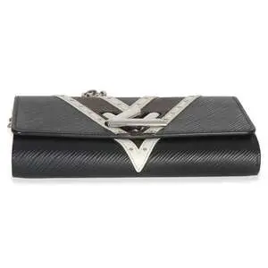LOUIS VUITTON Twist Wallet On Chain