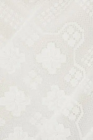 ALL THAT REMAINS Valentine Crochet Top - White