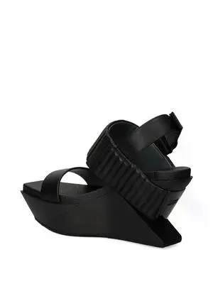 United Nude Delta Wedge Puffier Quilted Touch-strap Sandals - Black