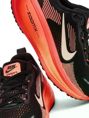 Nike Vomero 16 Sneakers - Black
