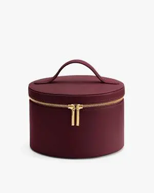 Cuyana Leather Wellness Case - Cherry