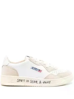 AUTRY Medalist Low Leather Sneakers