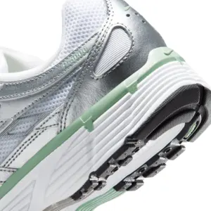 Nike P-6000 Sneakers - Grey