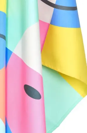 DOCK AND BAY Beach Towel