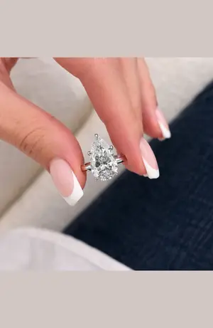 DLORIA 2 Ct. Pear-cut Moissanite Vvs1 Ring - Silver