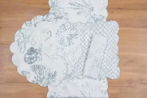 C&F HOME Cerulean Breeze Reversible Round Set Of 6 Placemats 17