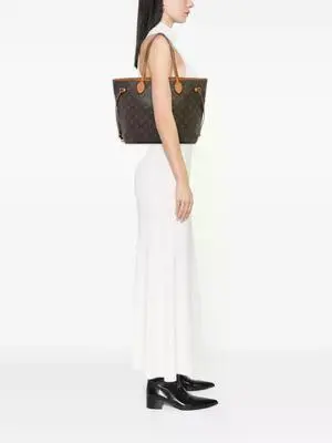 LOUIS VUITTON 2009 Monogram Neverfull Mm Tote Bag