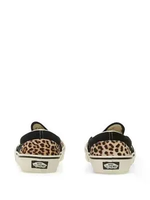 VANS Classic Slip-on Sneakers - Neutrals