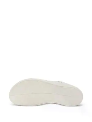 BE LENKA Echo Sneakers