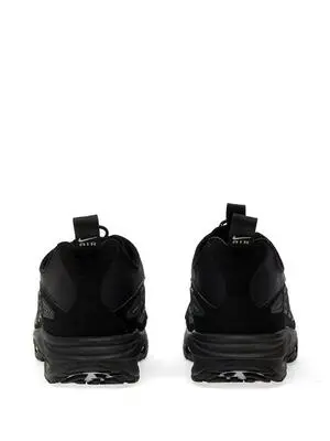 Nike Air Max Zip-front Sneakers - Black
