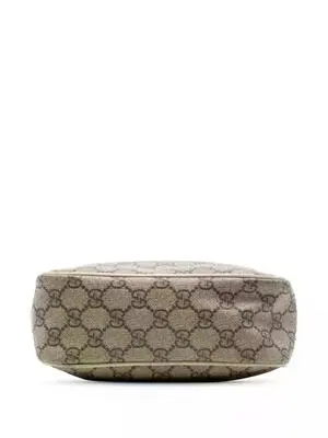 Gucci Gg Supreme Crossbody Bag - White